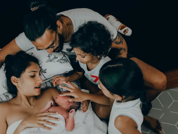 Birth photographer in Singapore: Keidi Lin captures raw, real, and tender images of childbirth ...