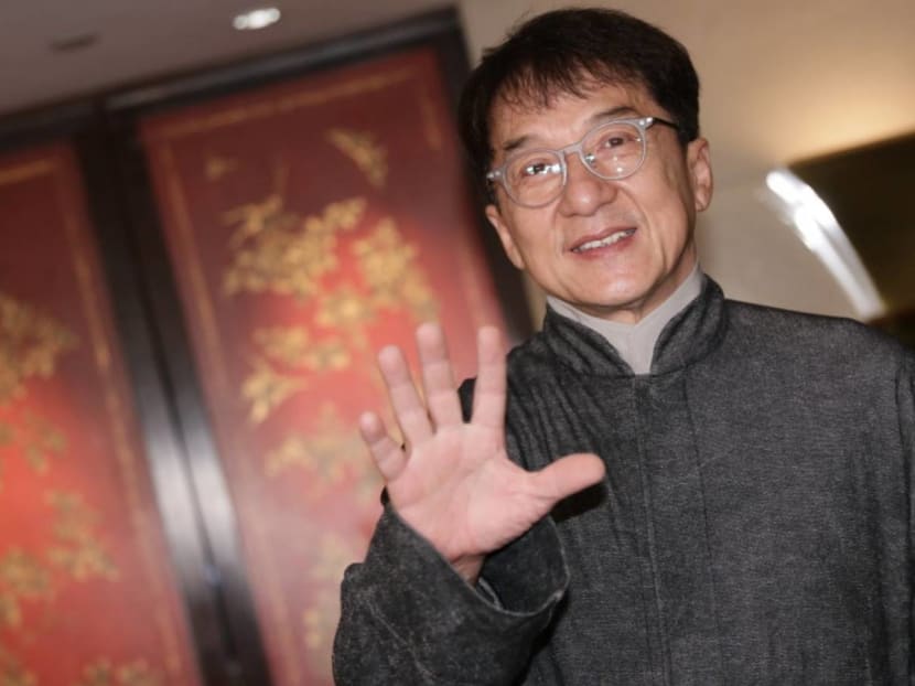 jackie chan father