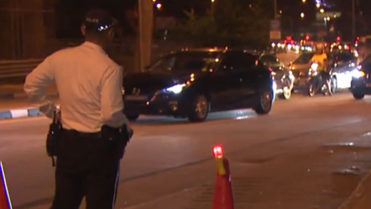 Scrap discretionary right turns at all junctions soon - melisten