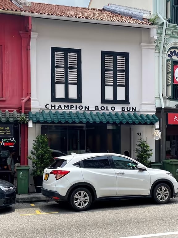 Why S’pore’s Champion Bolo Bun Queen, 26, Opened American Sandwich Shop ...