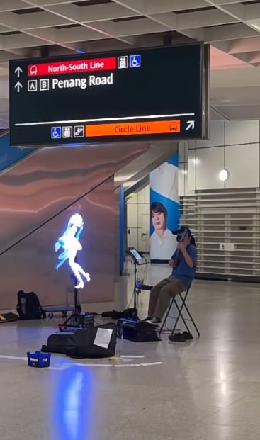 Busker Seen Performing With Dancing Hologram At Dhoby Ghaut MRT Station ...