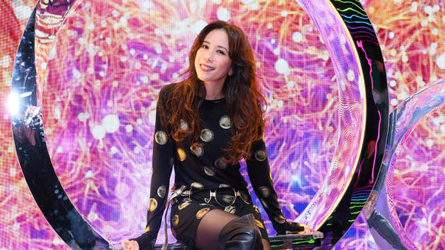 相中“翻版王祖贤”和“真女足” 周星驰率先公布新片2人选 - vibes by 8world