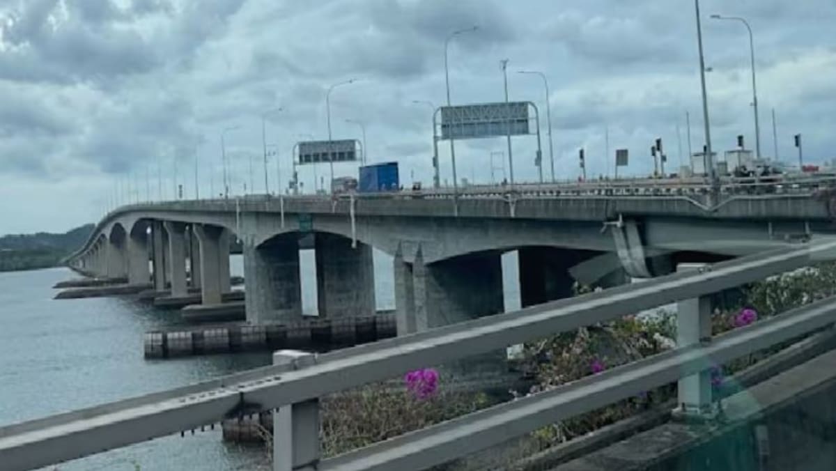 Penunggang motosikal warga SG maut dalam kemalangan di Linkedua ...