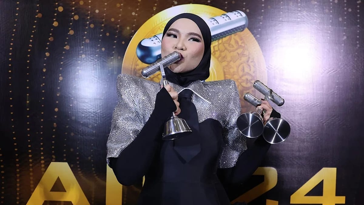 Aina Abdul menang besar pada AIM24, anggap Siti Nurhaliza titik tertinggi dalam kerjaya - BERITA ...