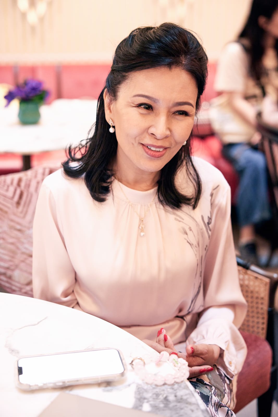 Ex Mediacorp Actress Tang Miaoling Is Now A Real Estate Agent, Says ...