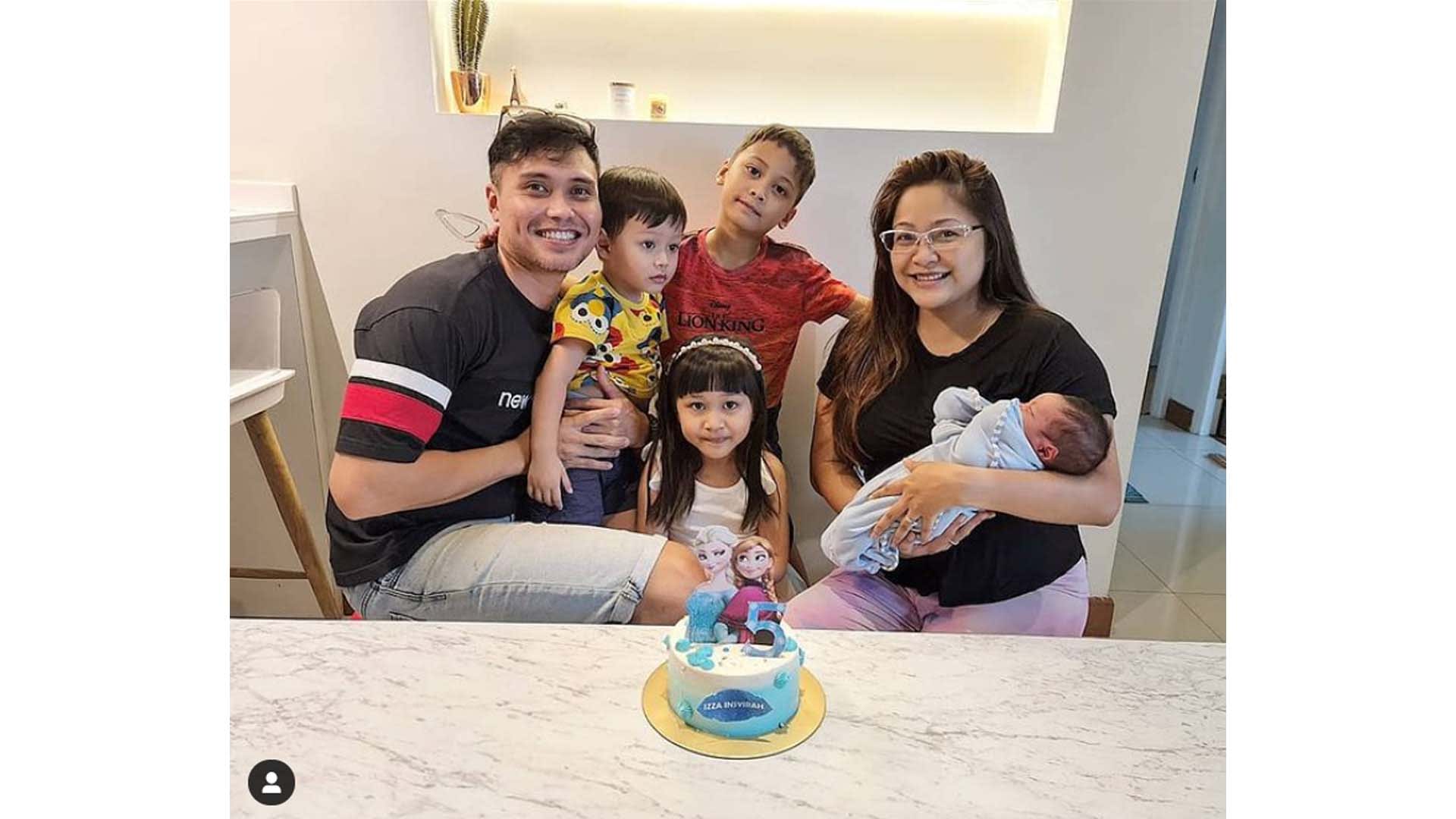 How Lion Mums Star Fir Rahman Copes Being Away From His Four Kids While ...