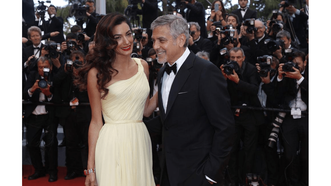 George Clooney gushes over Amal - 8days