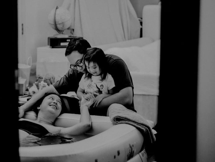 Birth photographer in Singapore: Keidi Lin captures raw, real, and tender images of childbirth ...