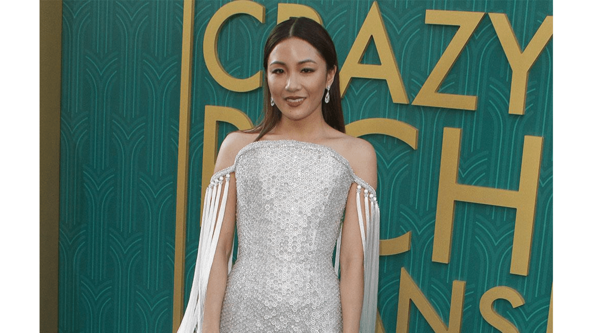 Constance Wu in talks for Elizabeth Banks' new rom-com - 8days
