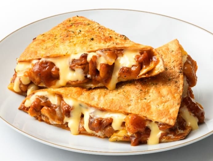 Pizza Hut Singapore introducing Sichuan roasted chicken pizza in new ...