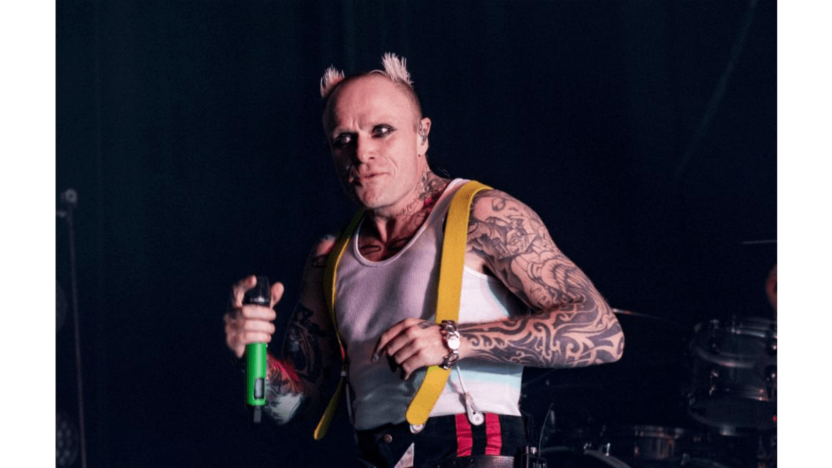 Keith Flint's 8 dogs ''whining and barking' after him - 8days