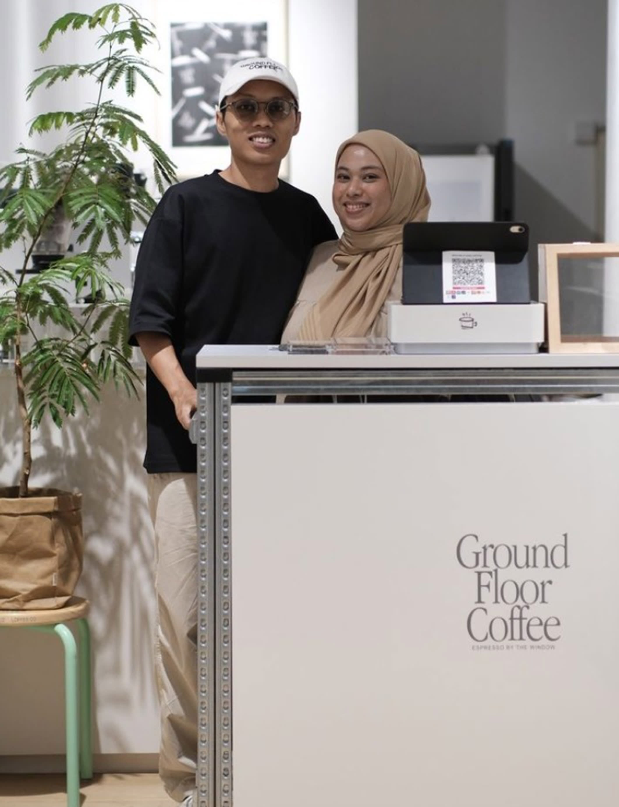 Pasir Ris HDB ‘Ground Floor Coffee’ Barista Upgrades Home-Based Biz To Takeaway Cafe - 8days