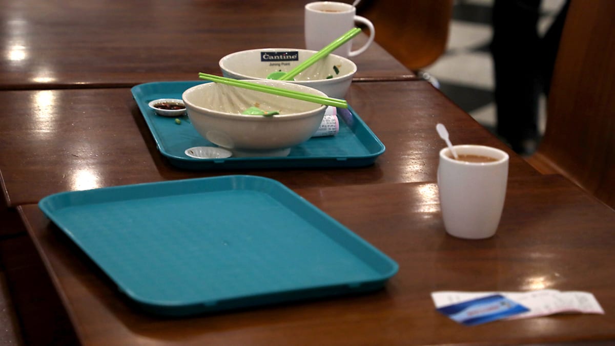 Diners at coffee shops, food courts who don’t return trays, clear ...