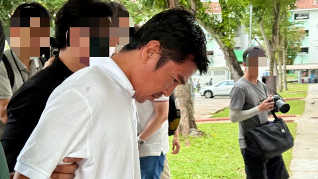 涉持43支Kpod贩毒 40岁被告被押回现场 - 8world