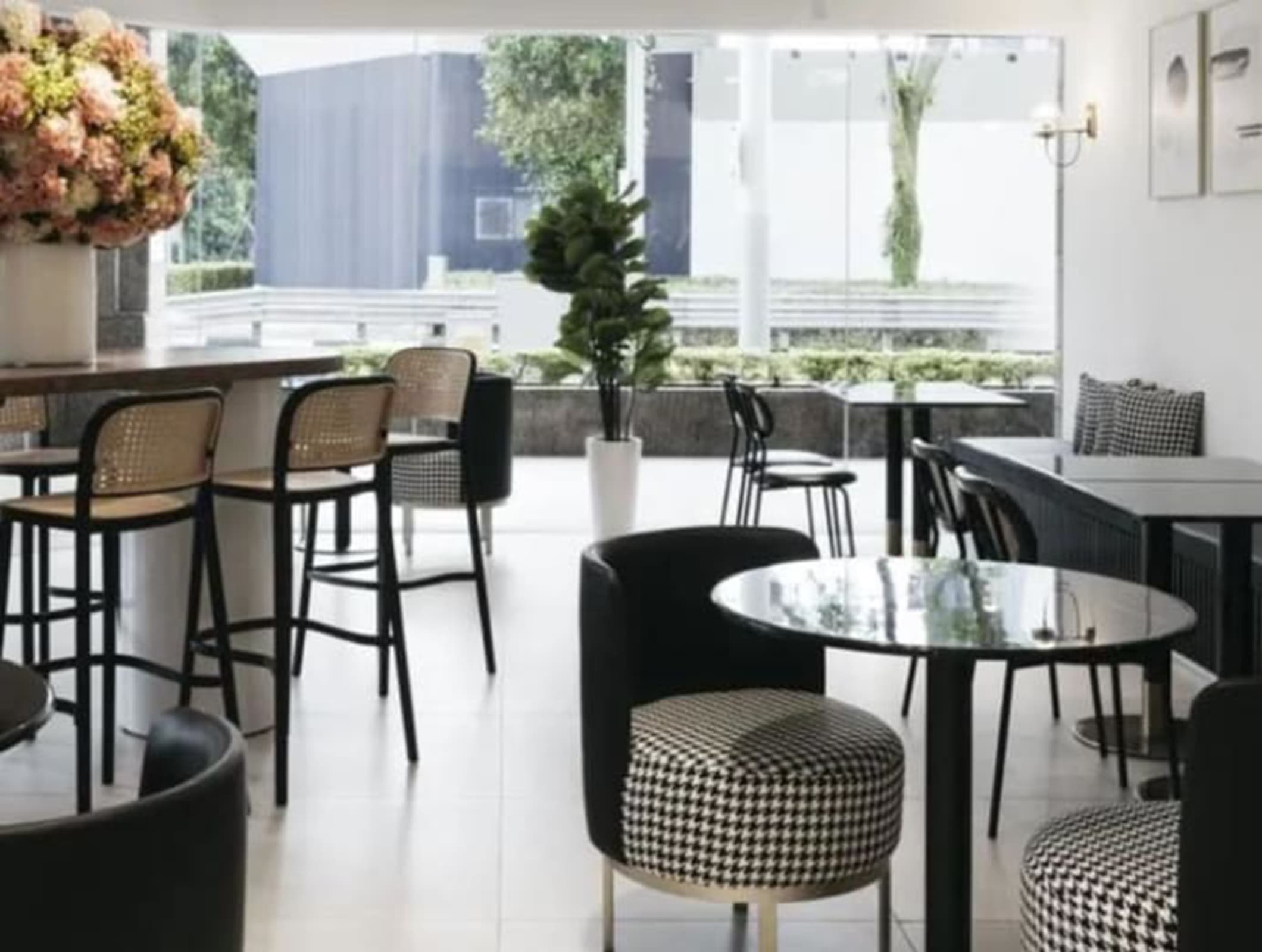 ‘Hidden’ In-Store Cafes In S’pore To Visit For A Mid-Shopping Coffee ...
