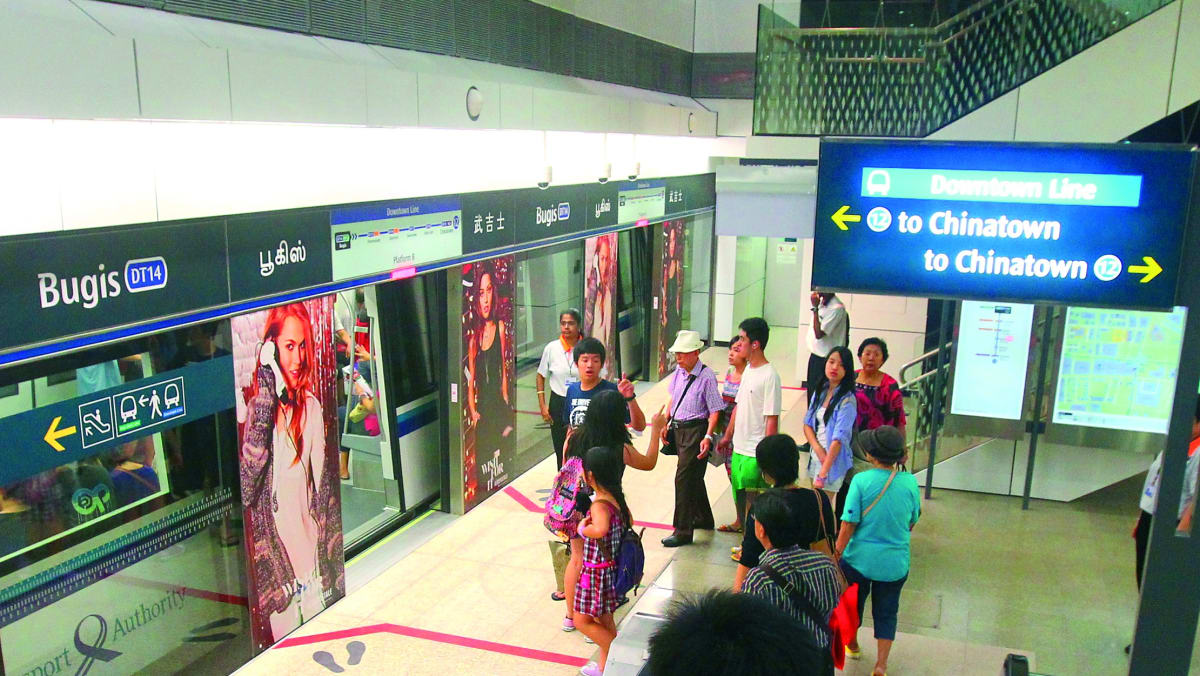 Downtown MRT line service disrupted for 30 mins - TODAY