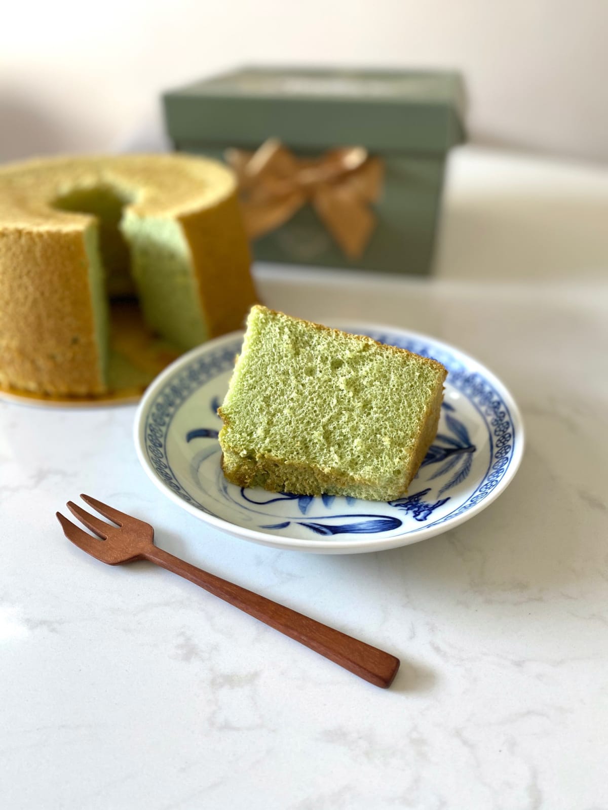 Old Seng Choong’s New Pandan Chiffon Cake & Durian Milk Chocolate: Nice ...