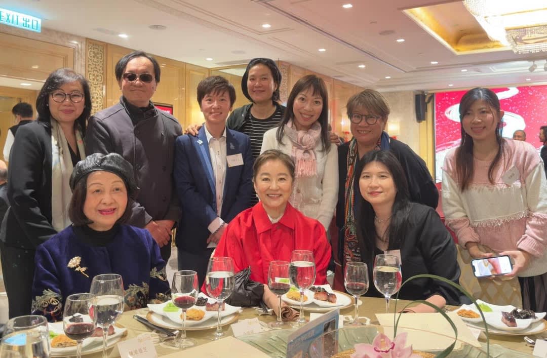 Want Photos With Lin Ching Hsia? You Have To Follow 2 Rules - 8days
