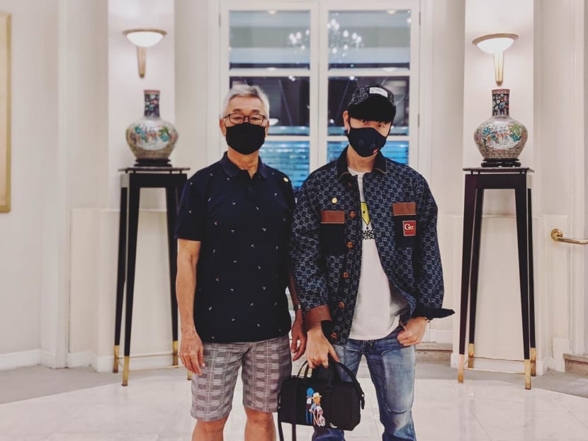 Netizens Say JJ Lin & His Dad Can Pass Off As Brothers - TODAY