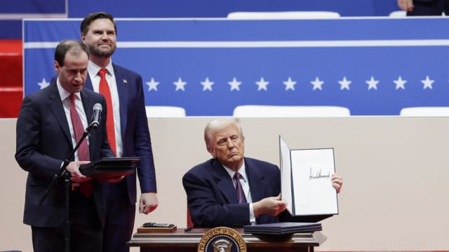 美国军方正准备向墨西哥边境增派1500名军人 - 8world