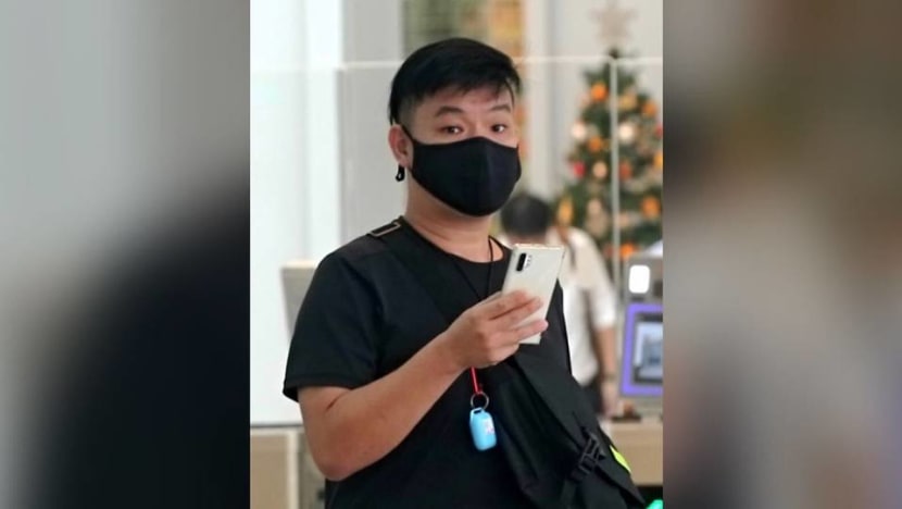 Retail consultant jailed for selling details of Singtel customers, who were later harassed - CNA