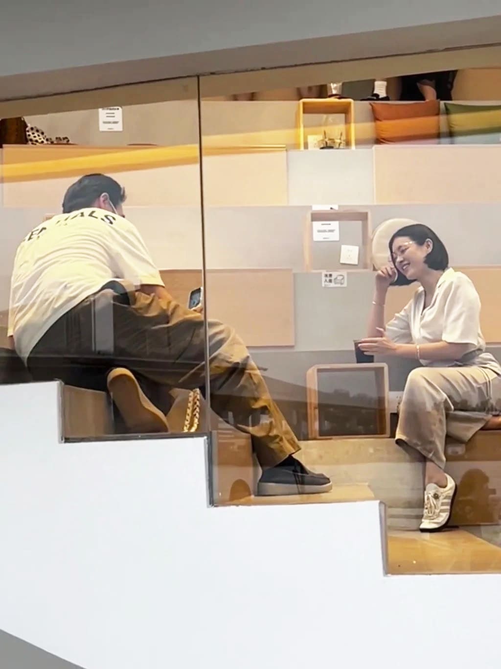 These Pics Of Moses Chan Taking Photos Of Wife Aimee Chan Proves He’s ...