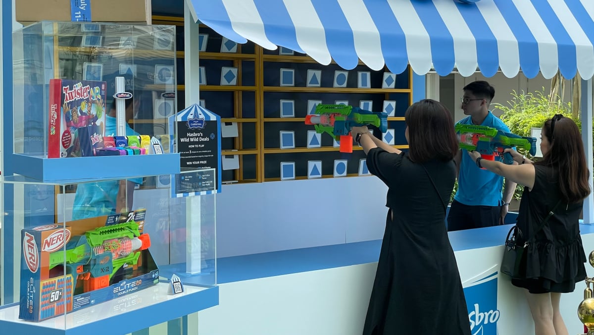 This weekend carnival has free games and carousel rides — and lets you ...