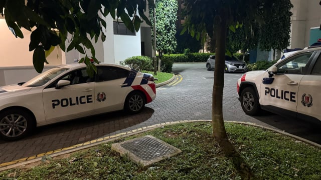 44岁男子刺伤邻居后轻生 死者曾申诉长期被邻居骚扰 - 8world