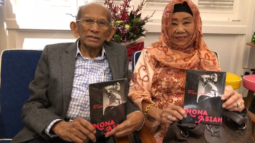 Pada usia 88 tahun, Nona Asiah ‘lahirkan’ CD baru lagu-lagunya - BERITA ...