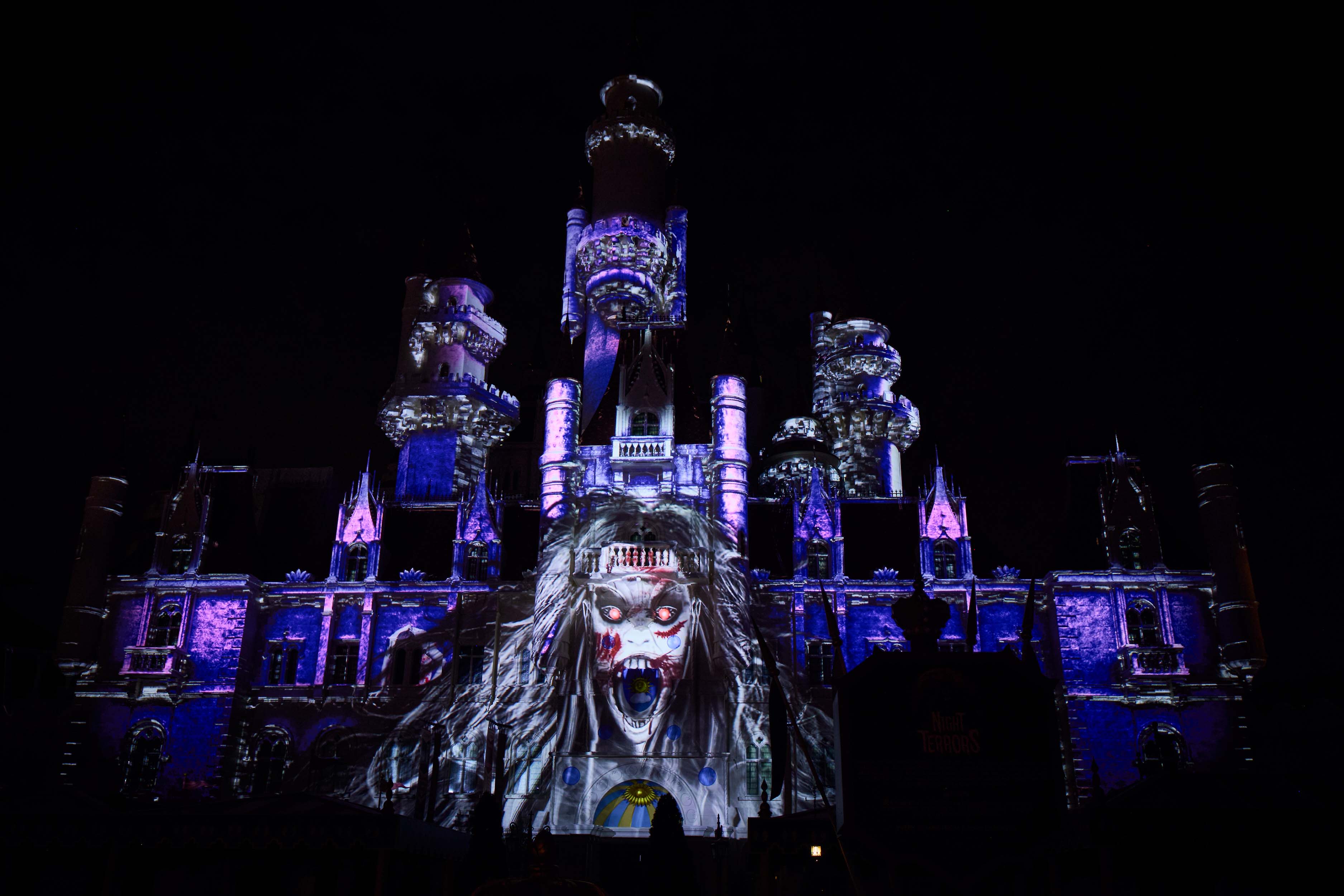 Halloween Horror Nights 12: The Scariest House Award Goes To…Sorry, No ...