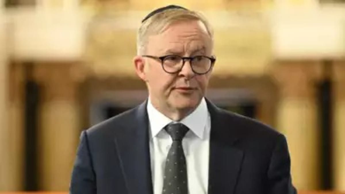 சிட்னி கத்திக்குத்துத் தாக்குதல் - தைரியமாகச் செயல்பட்ட ...