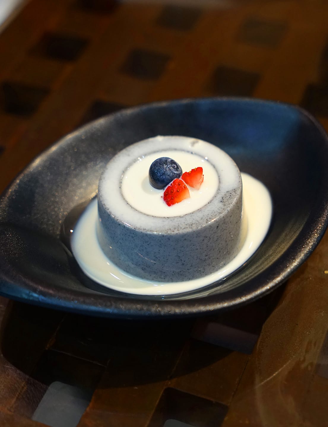 Restaurant-Quality Siew Mai With Truffle, Abalone At Food Court Dim Sum ...