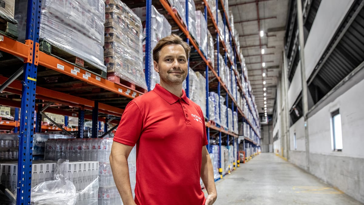 It's an e-commerce boom, but online supermarket RedMart is not sitting ...