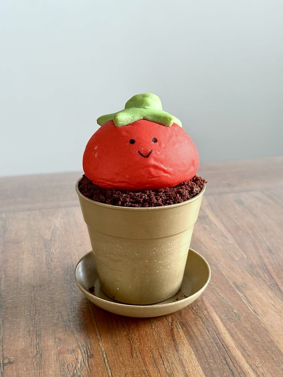 S’pore Bakery Launches Cute, Realistic Veggie Buns With Smiley Faces ...