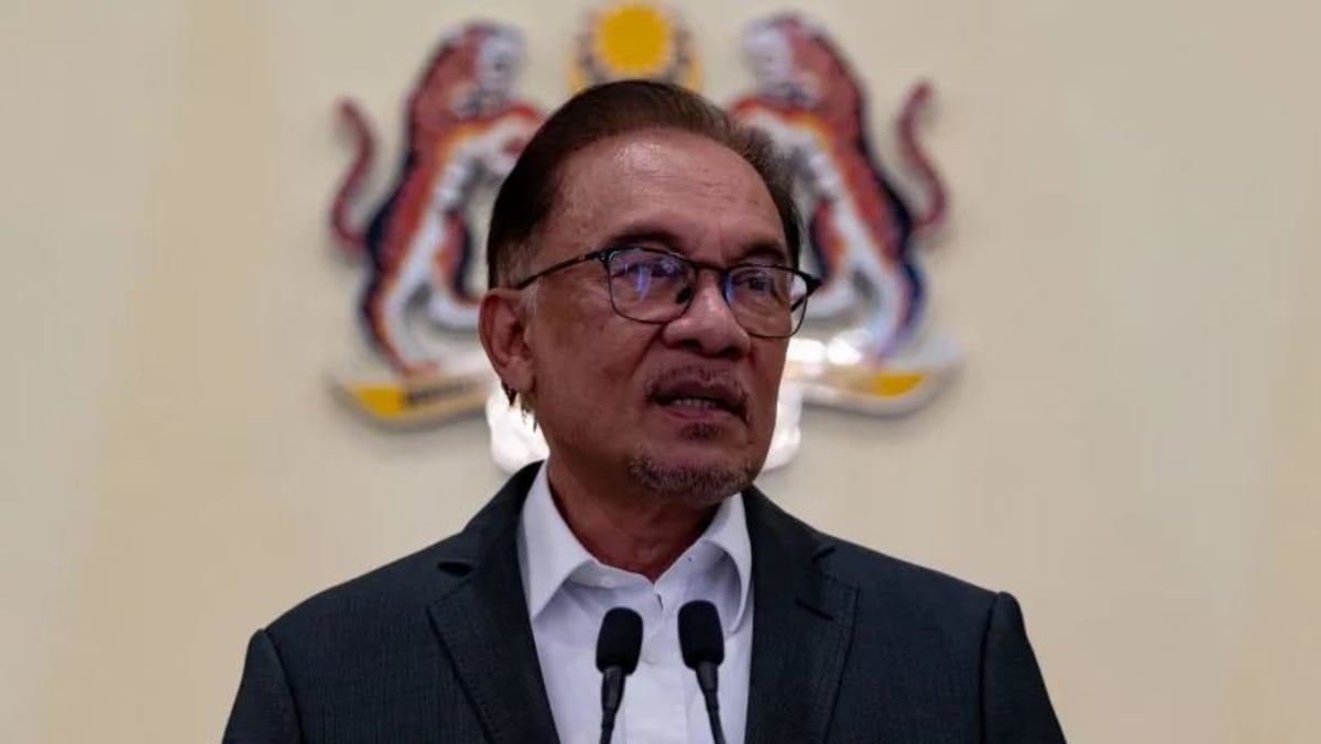 Mantan Timbalan Menteri Awang Hashim tuduh PM Anwar berdendam teruk ...