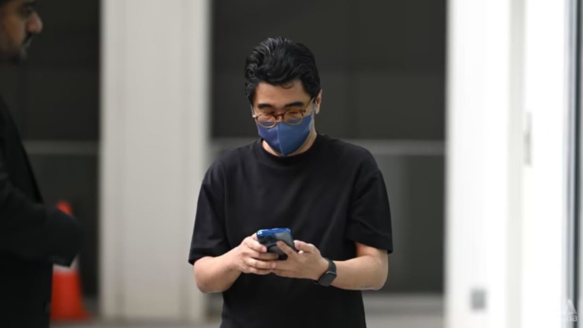 Bekas juri Singapore Idol, Ken Lim, dikenakan tuduhan baru hina ...