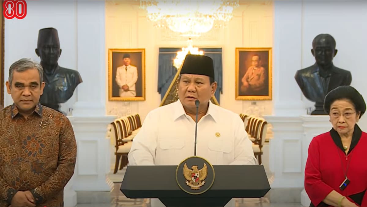 Indonesia unrest: Prabowo says parliament to remove controversial perks ...