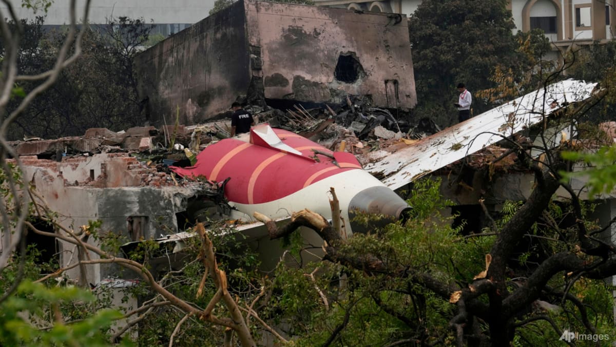 Why did the Air India plane crash shortly after takeoff? Aviation ...