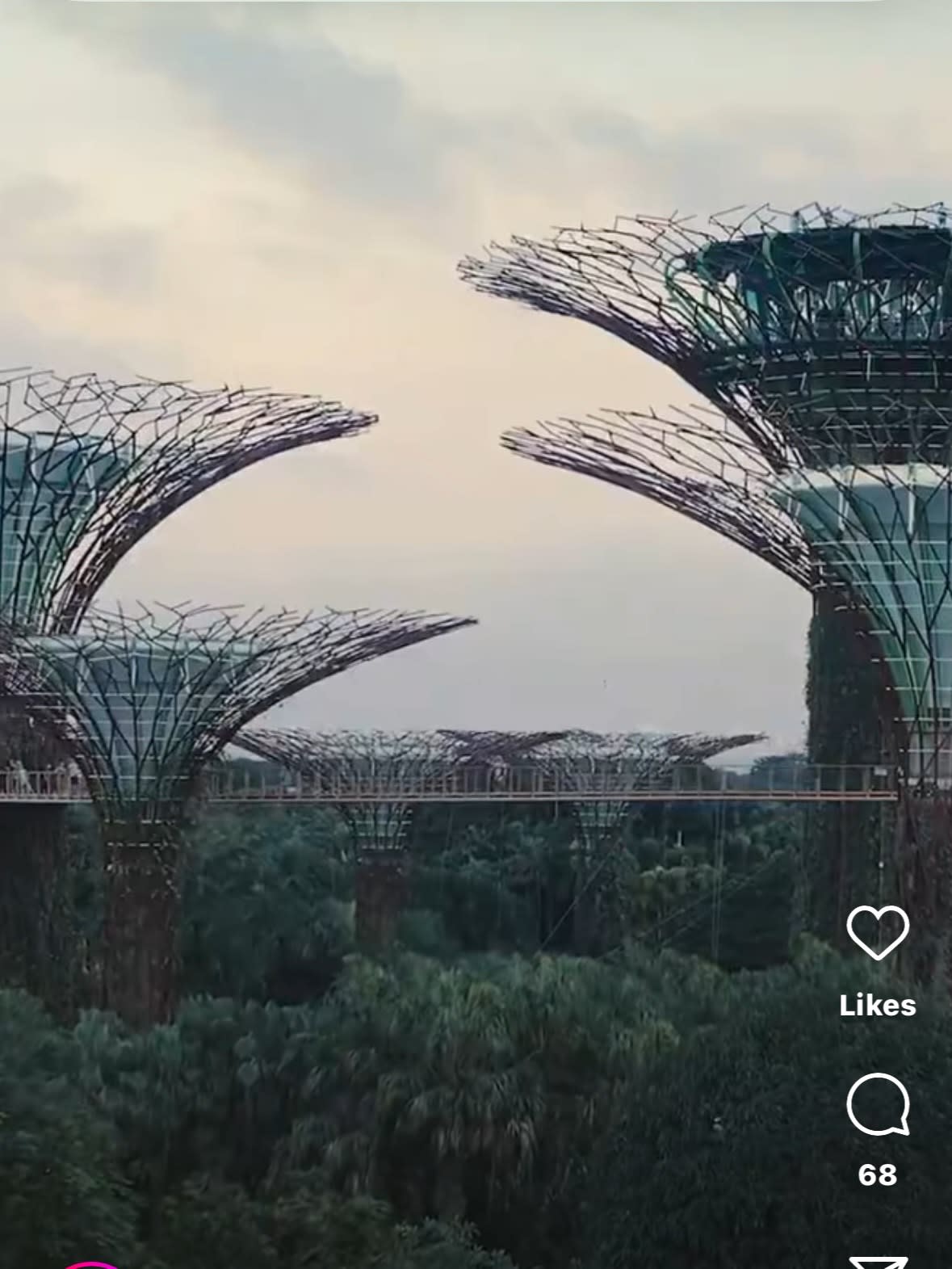 Coldplay - Man In The Moon MV features Singapore | HardwareZone Forums