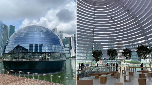 We Got A Tour Inside The World s First Floating Apple Store Which Opens Sep 10 At Marina Bay Sands TODAY