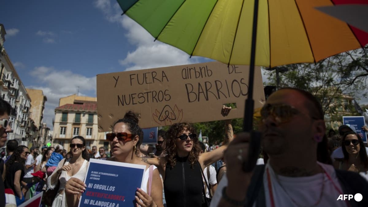Spain blocks more than 65,000 Airbnb holiday rental listings - CNA