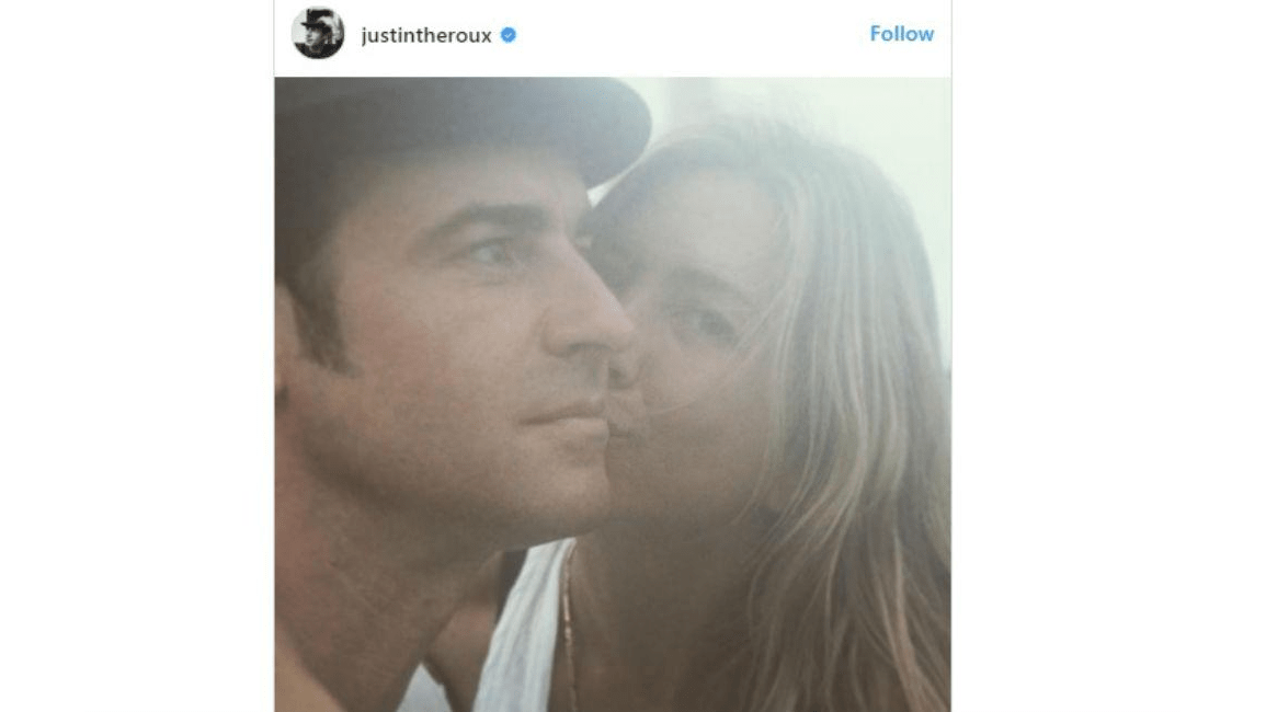 Justin Theroux shares romantic photo with Jennifer Aniston - 8days