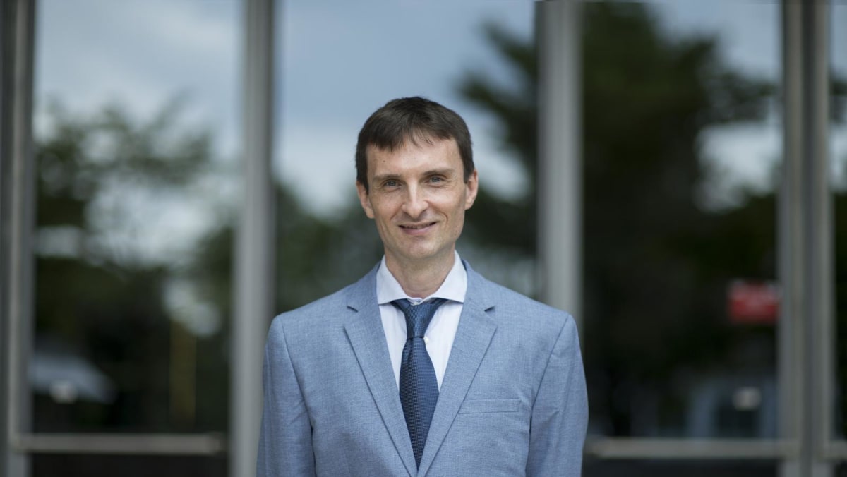 Joshua J Gooley - CNA Luxury