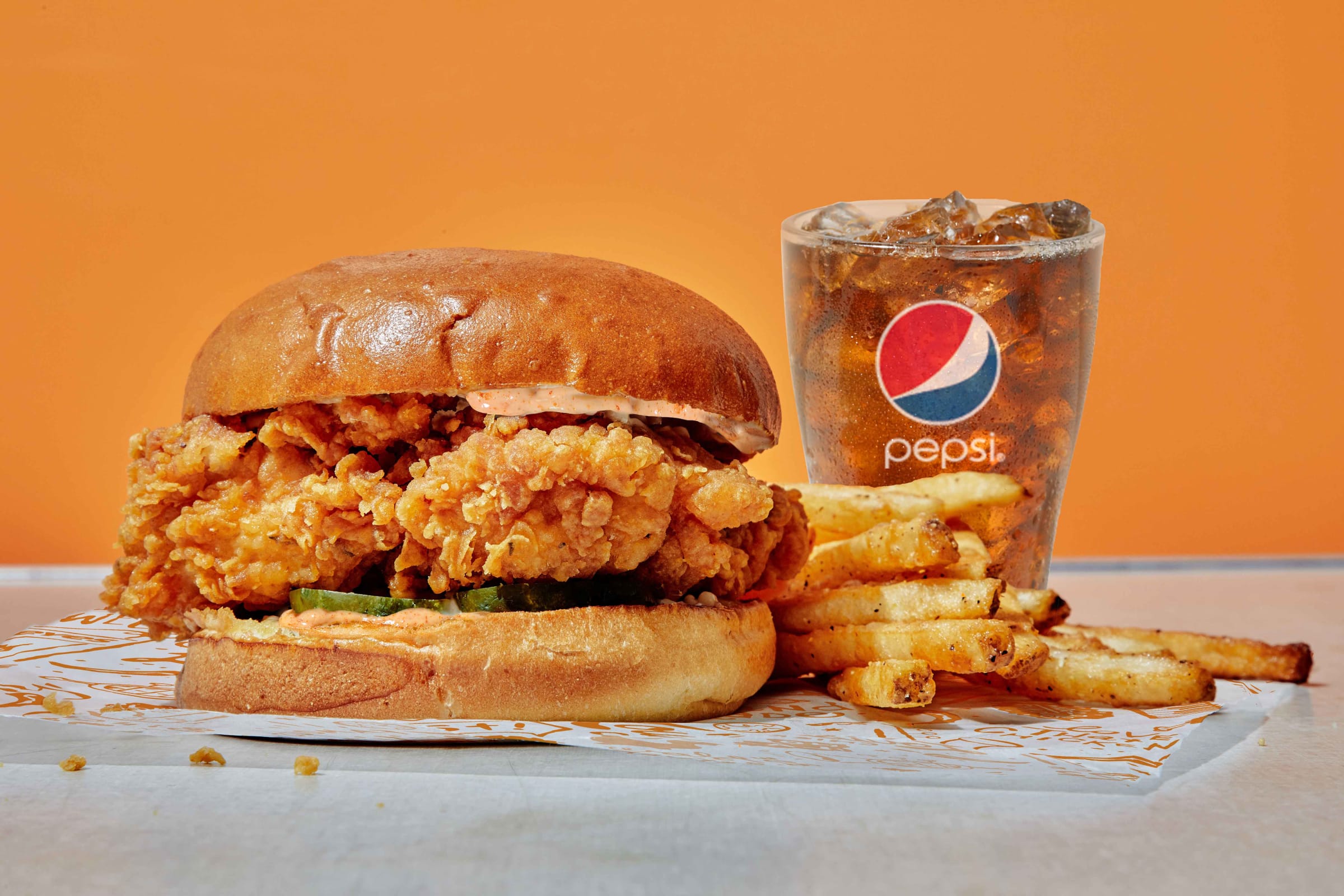 Popeyes’ Chicken Sarnie Caused Crazy Queues In The US & It’s Coming To ...