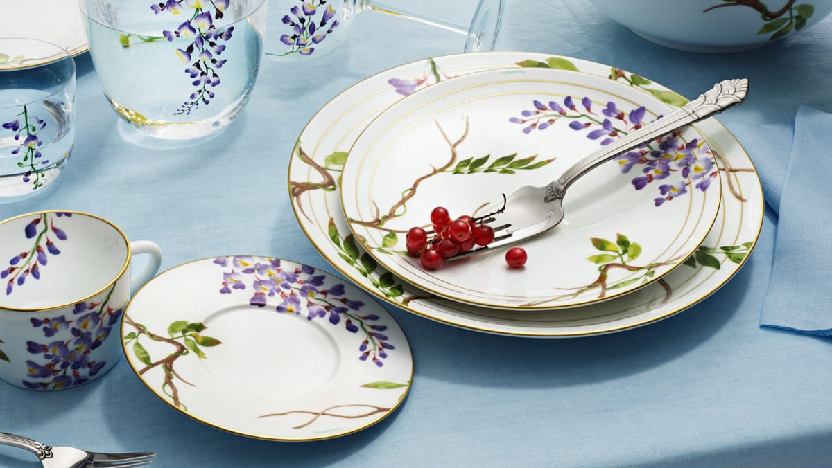 The right dinnerware can transform your dinner party into a stylised affair
