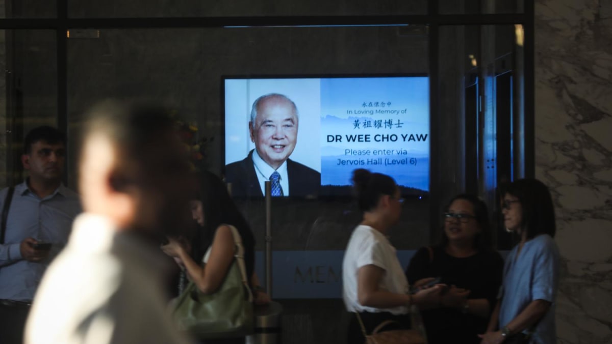 'He has given a lot to Singapore': Business leaders, staff pay tribute ...