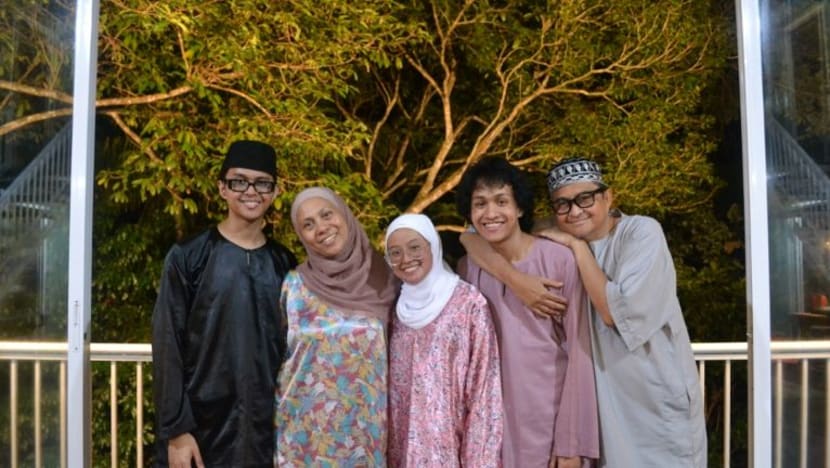 Dugaan demi dugaan datang menimpa keluarga Dayangku Intan, namun beliau ...