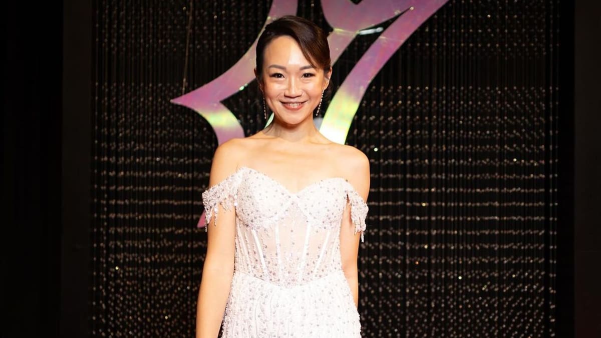 Yes 933 DJ Lin Peifen leaving radio after 20 years, says it feels like ...