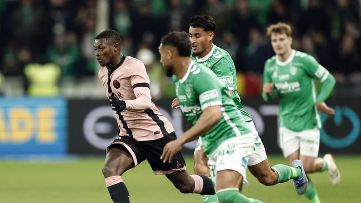 PSG on verge of Ligue 1 title with 6-1 rout of Saint-Etienne - CNA