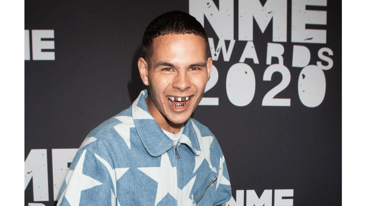 Slowthai causes a scene at NME Awards - 8days